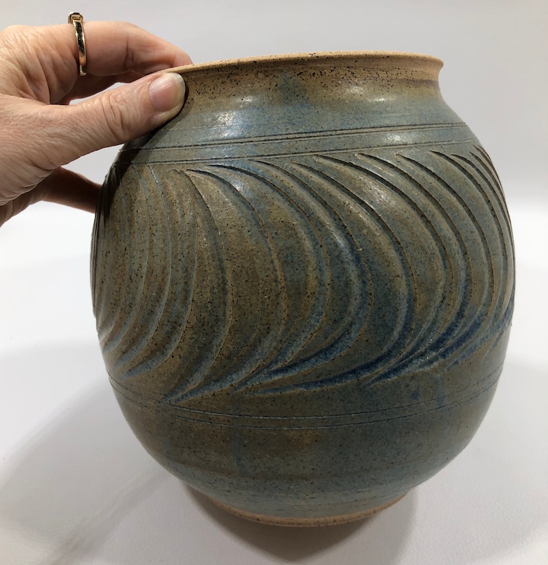 Massey Signed CARVED STONEWARE VASE Art Deco Style 7" ~ Round Wheel ...