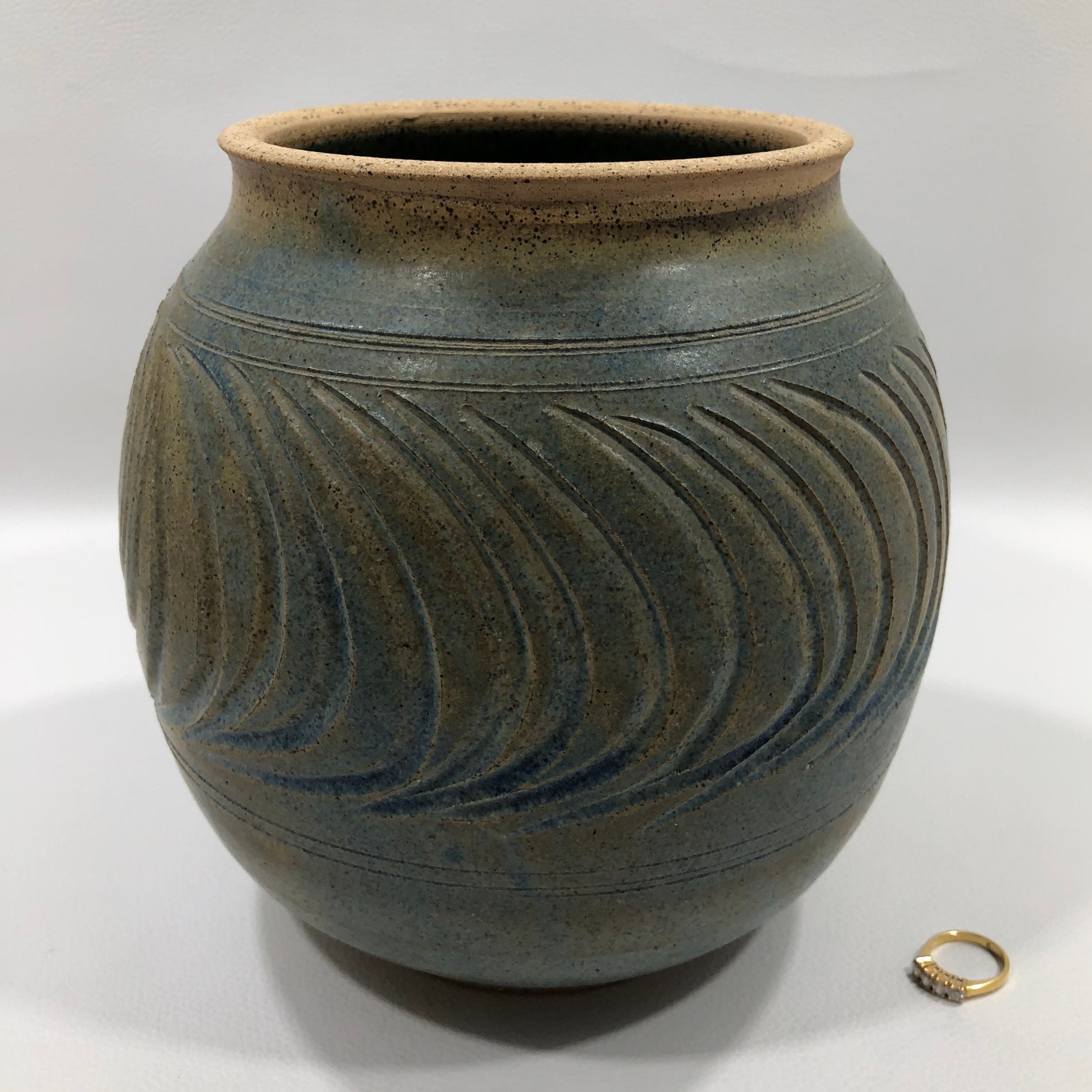 Massey Signed CARVED STONEWARE VASE Art Deco Style 7" ~ Round Wheel ...