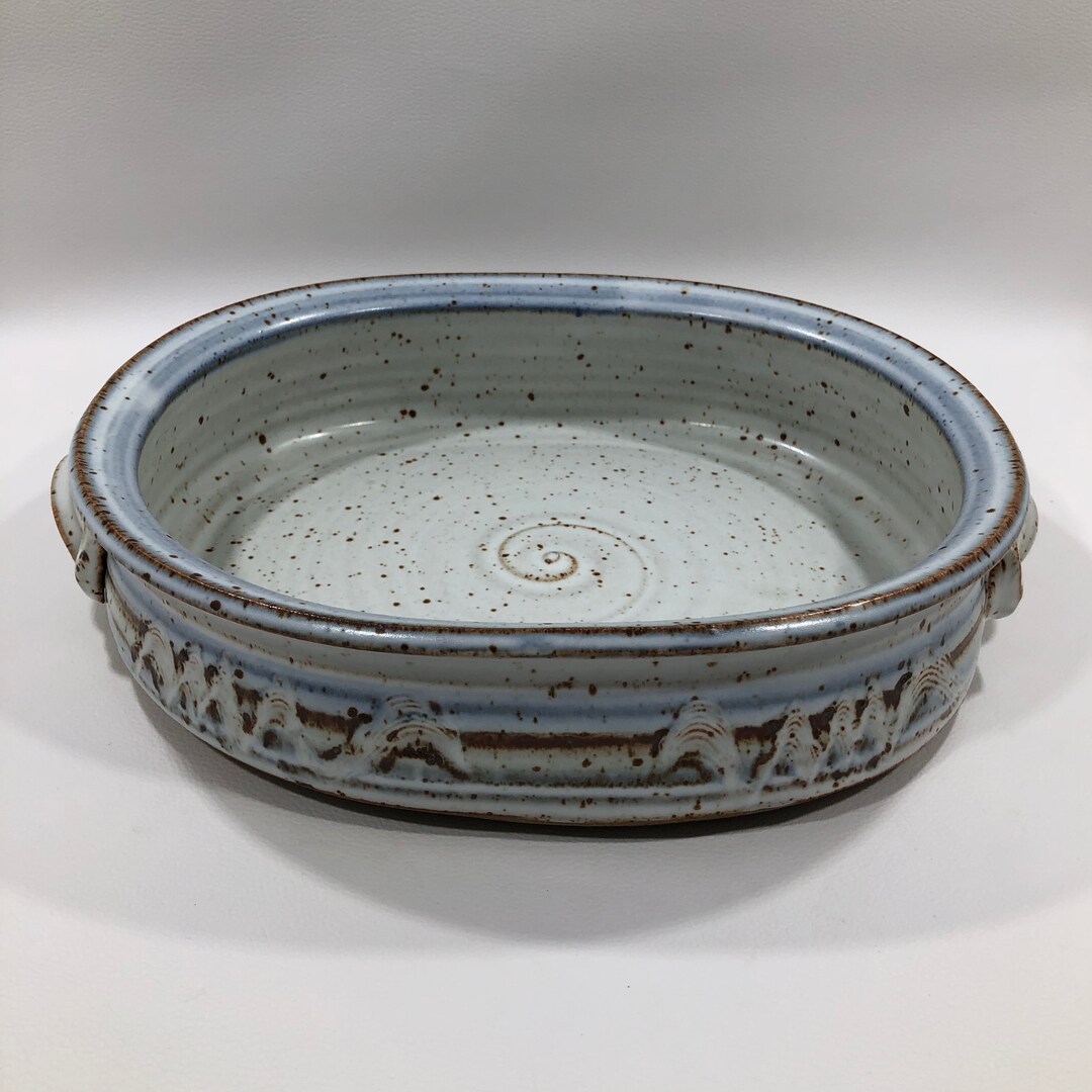 STONEWARE CASSEROLE / BAKER by Mark Fitzgerald 11x10 Gray/blue Oval ...
