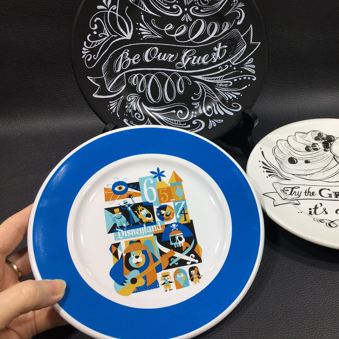 DISNEY PARKS Collectible Dessert Side Plates 7 Black Chalkboard 'be Our ...
