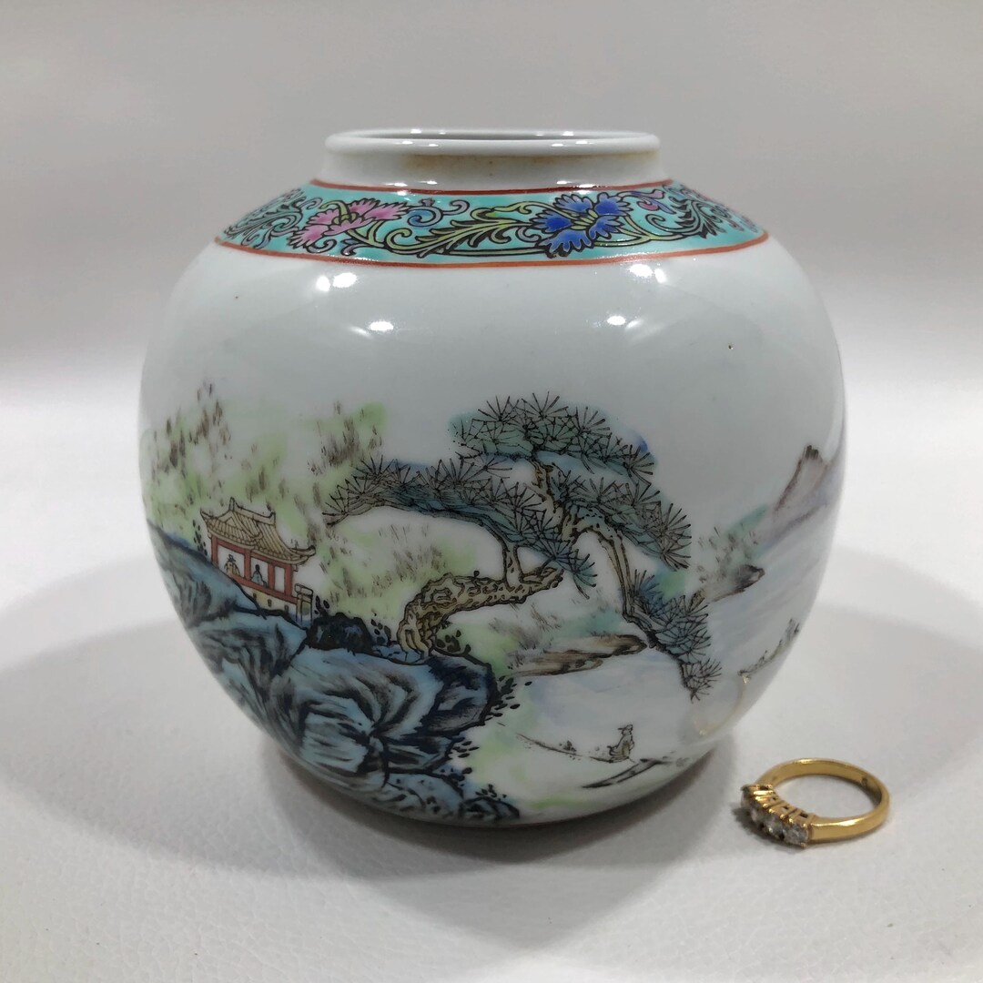 Chinese Famille Rose GINGER JAR VASE 4" ~ White Porcelain Tea Jar W ...