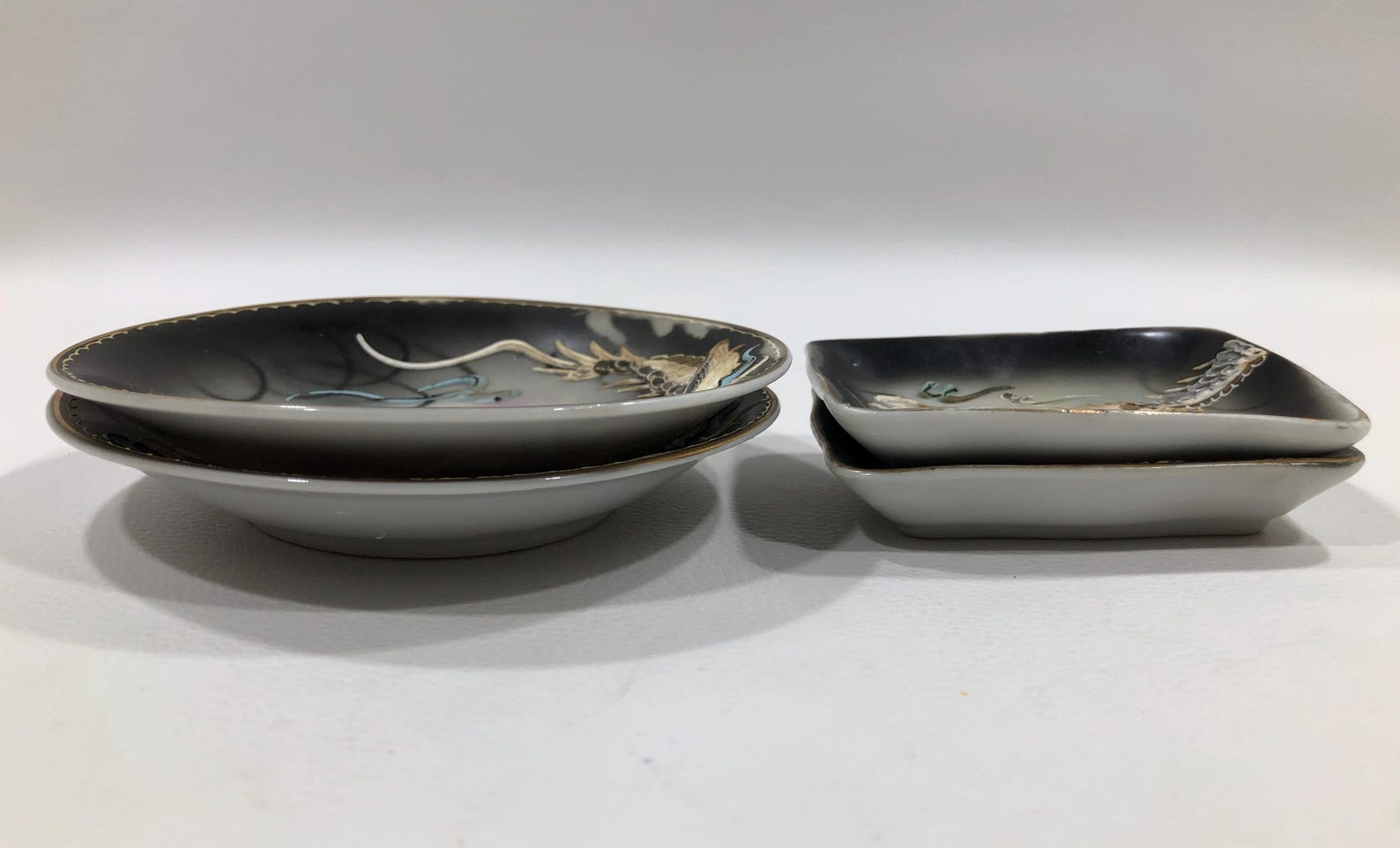 CERAMIC MORIAGE DRAGONWARE (2 Saucers/plates, 2 Nappy Dishes) ~ Gray ...
