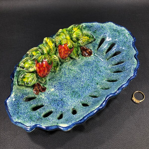 Barbotine Pottery - Etsy