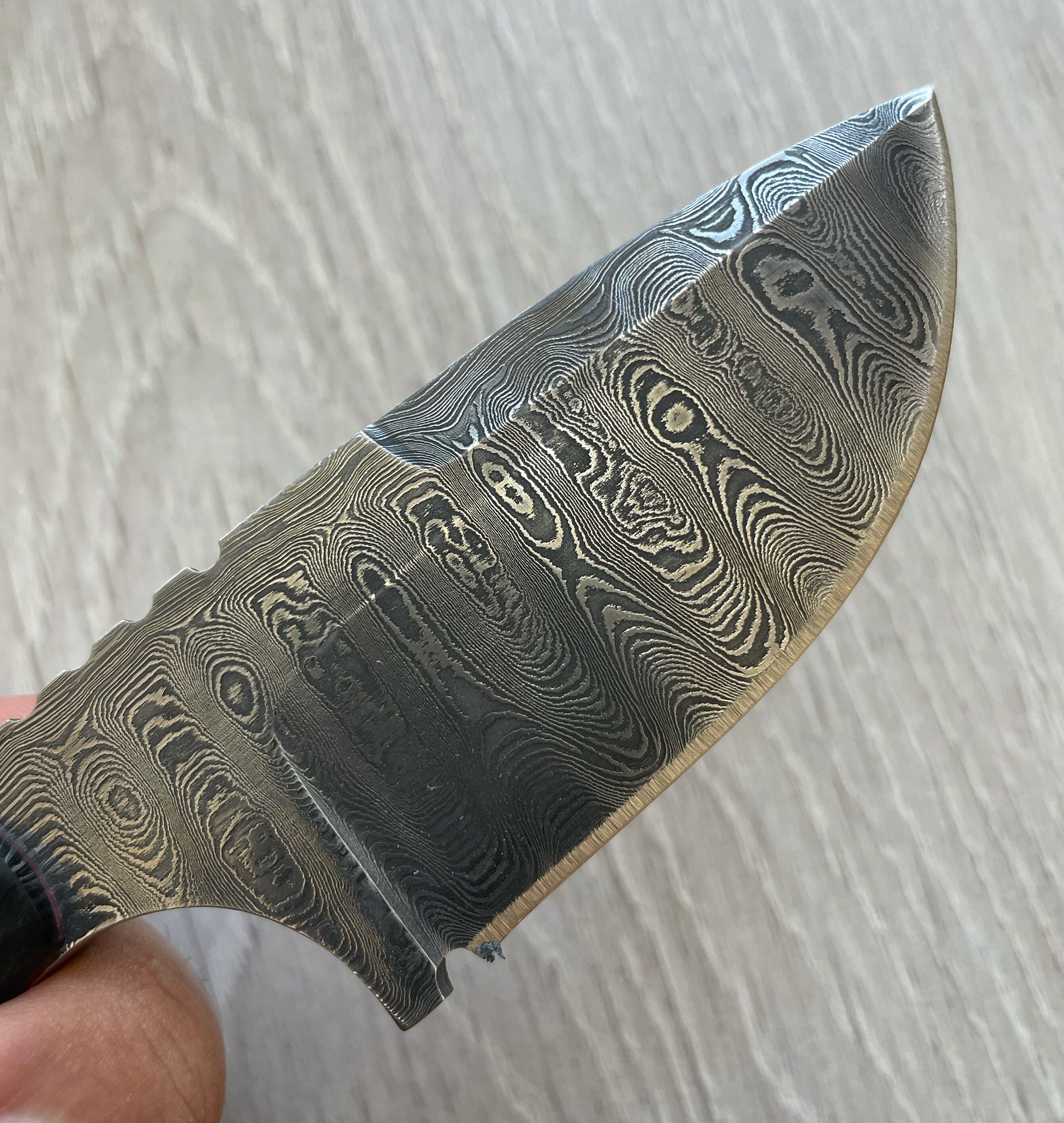 REAL DAMASCUS Skinning Knife – Cow Horn Handle – 150 Layers – Full Tang ...