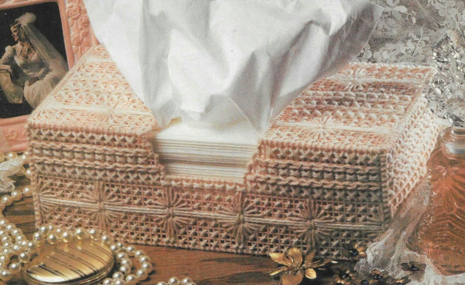 Two Feminine Tissue Box Covers Plastic Canvas Pattern PDF - Etsy