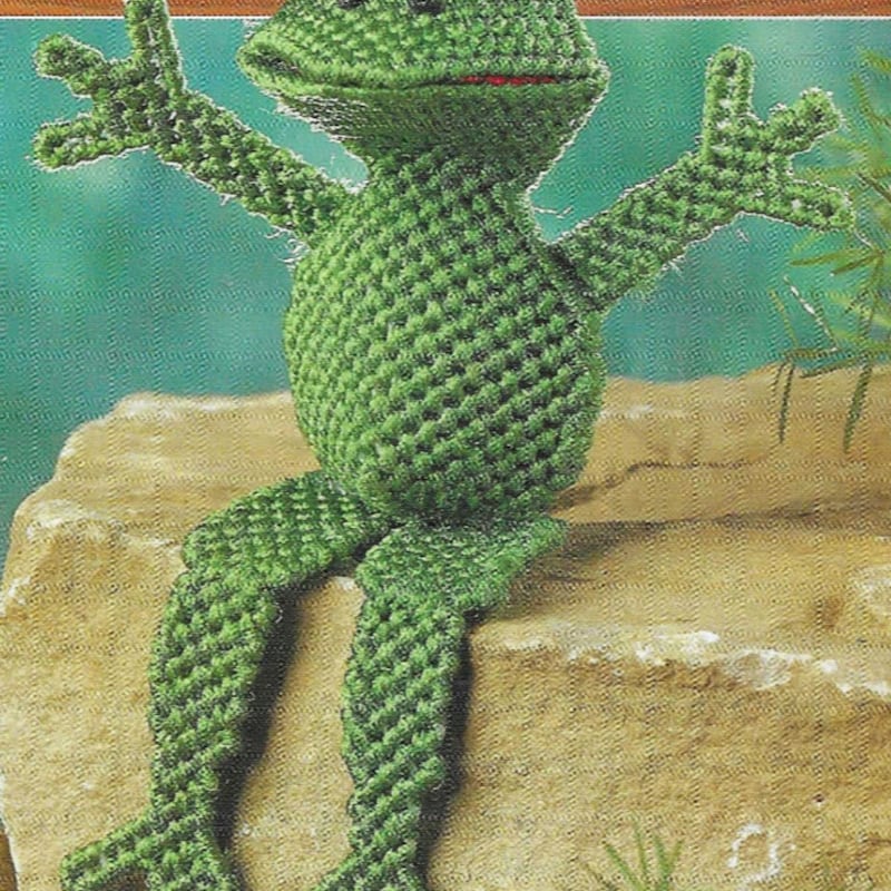 Plastic Frog - Etsy UK