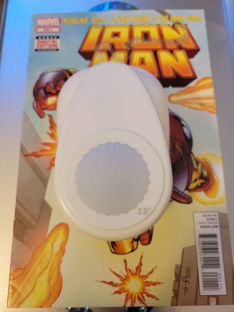 SCATTER IRON-MAN Comic Book Table Scatter Birthday Party | Etsy