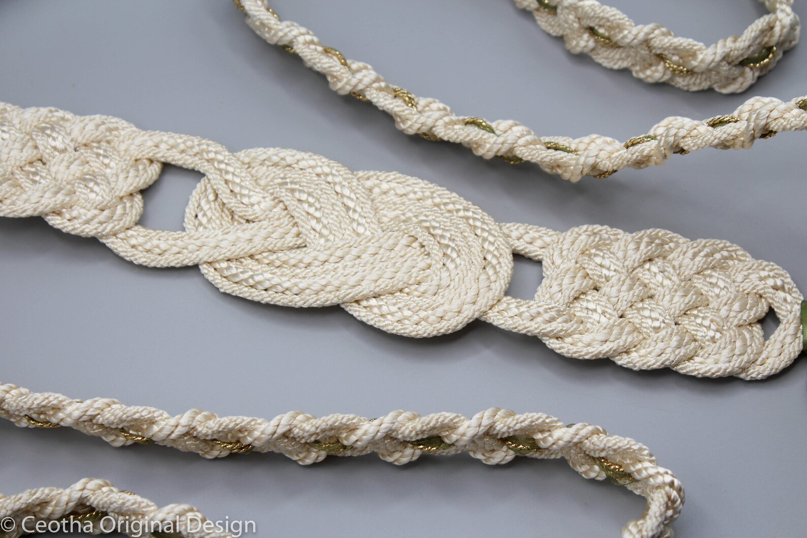 Handfasting Cord - Celtic 'nine Knots' Design - Ivory With Green ...