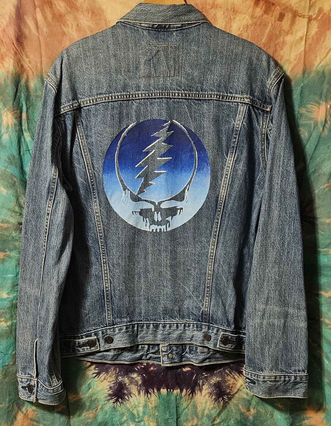 L Men's Upcycled Levi's Denim Jacket-blue Stealie - Etsy