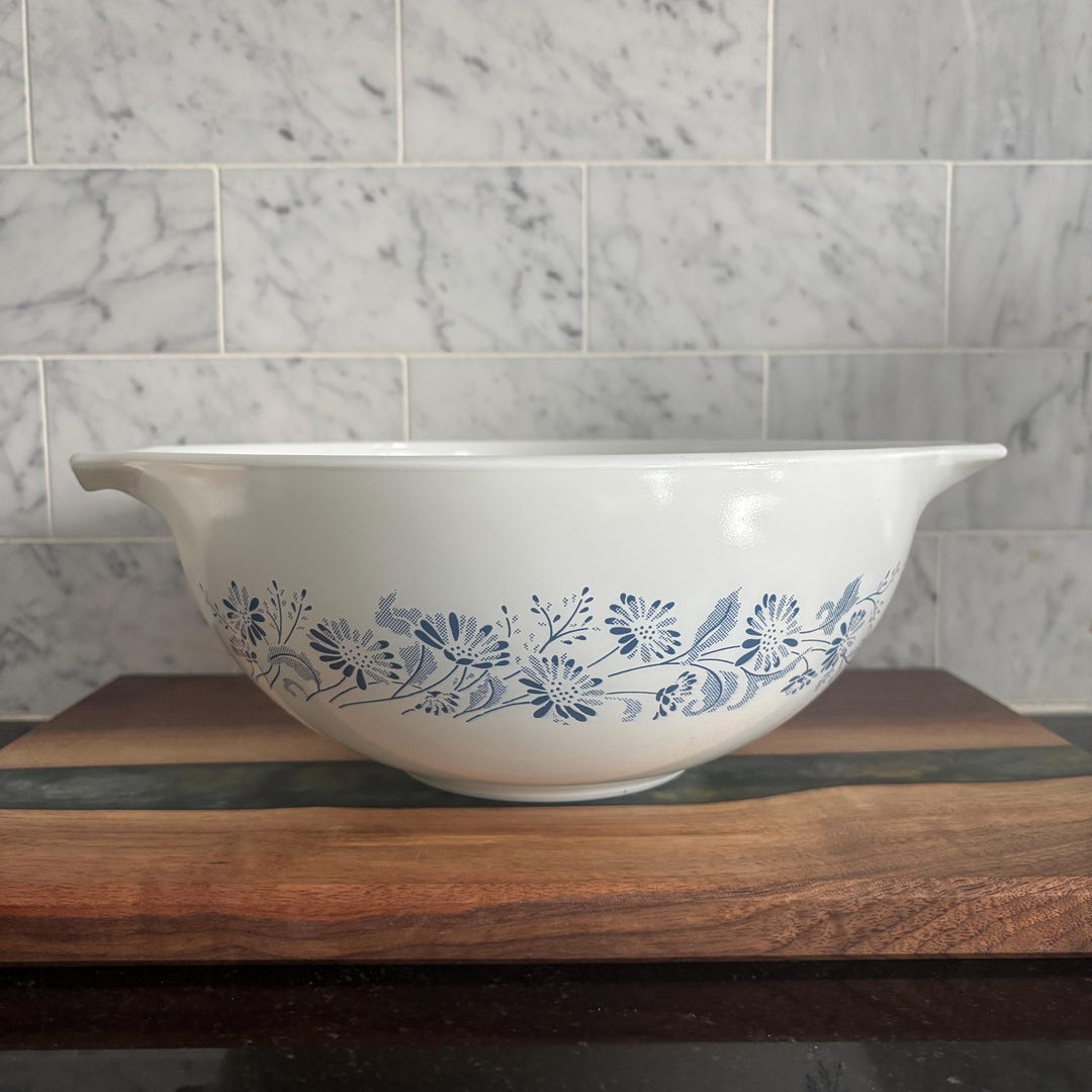 Vintage PYREX Colonial Mist Cinderella Mixing Bowl 443 - Etsy
