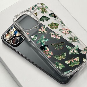 Green Pink Luna Moths Phone Case for iPhone 16 15 14 13 Pro Max 12 Mini ...