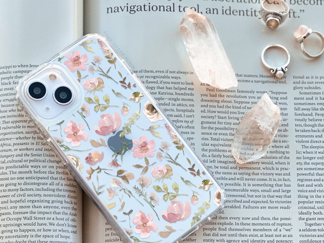 Pretty Blush Watercolor Flowers Clear Magsafe Phone Case for iPhone 17 ...