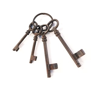 Vintage Cast Metal Skeleton Key Set Wall Decor - Etsy