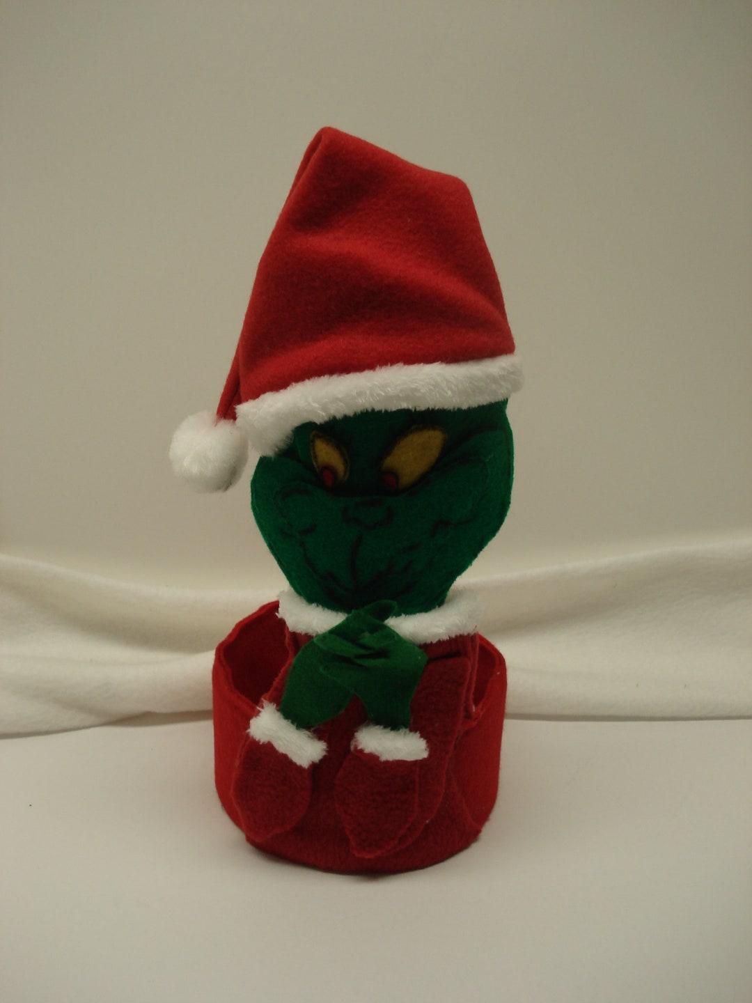 Grinch Gift Basket - Etsy