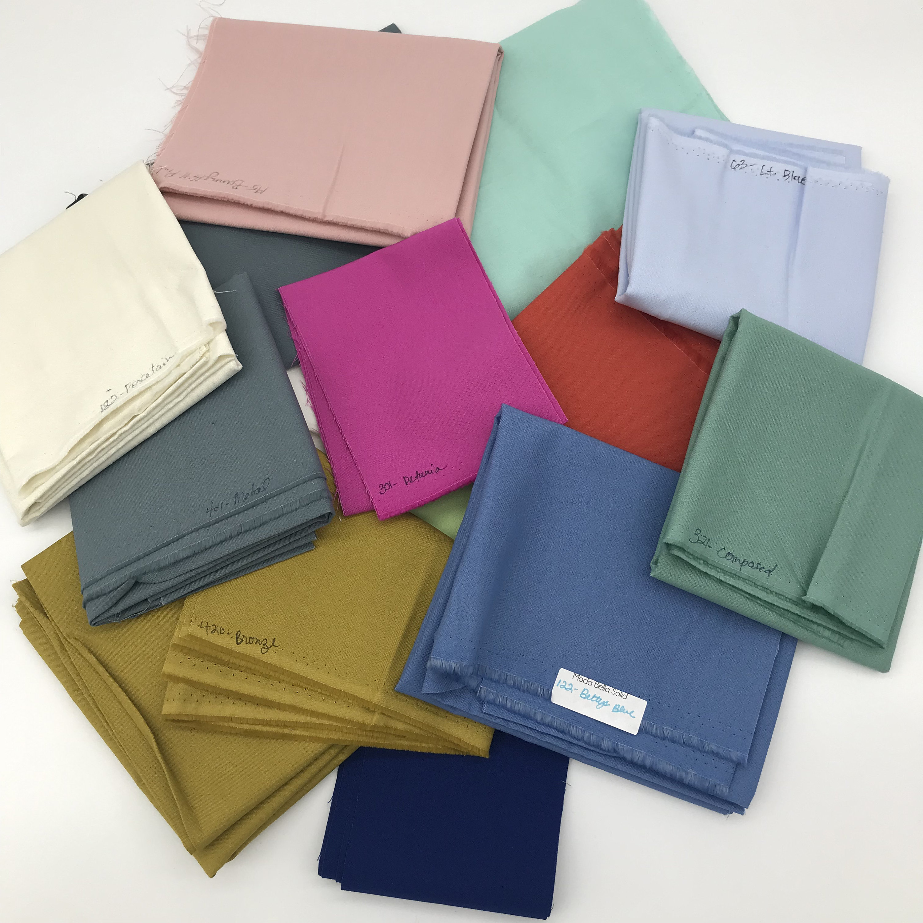 Visual Arts Dyeing & Batik SCRAP BAG Moda Bella Solids - 1lb. approx. 3 ...