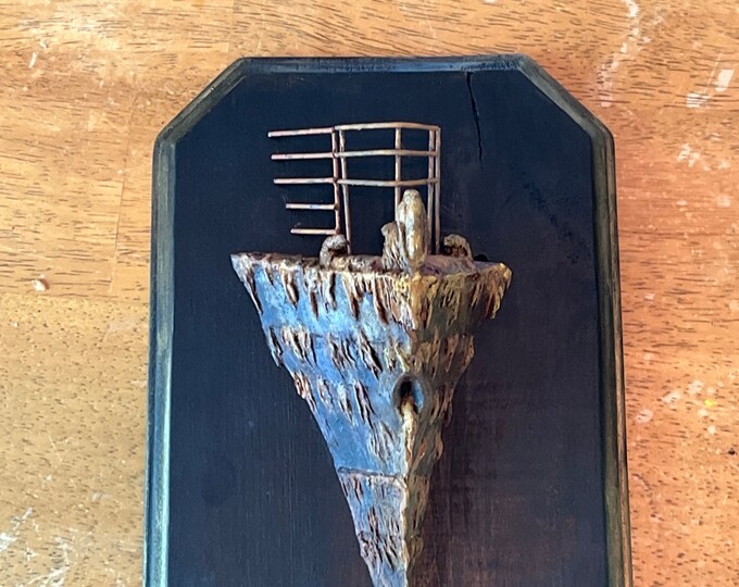 RMS Titanic Bow Wreck Resin on Wood Plaque - Etsy