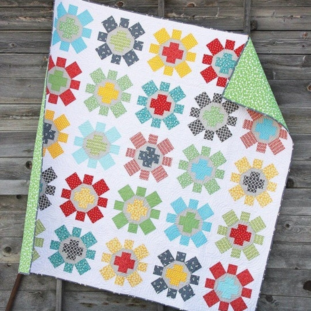 Spin Cycle Quilt Pattern - Cluck Cluck Sew - 75x75 - #129 - Etsy