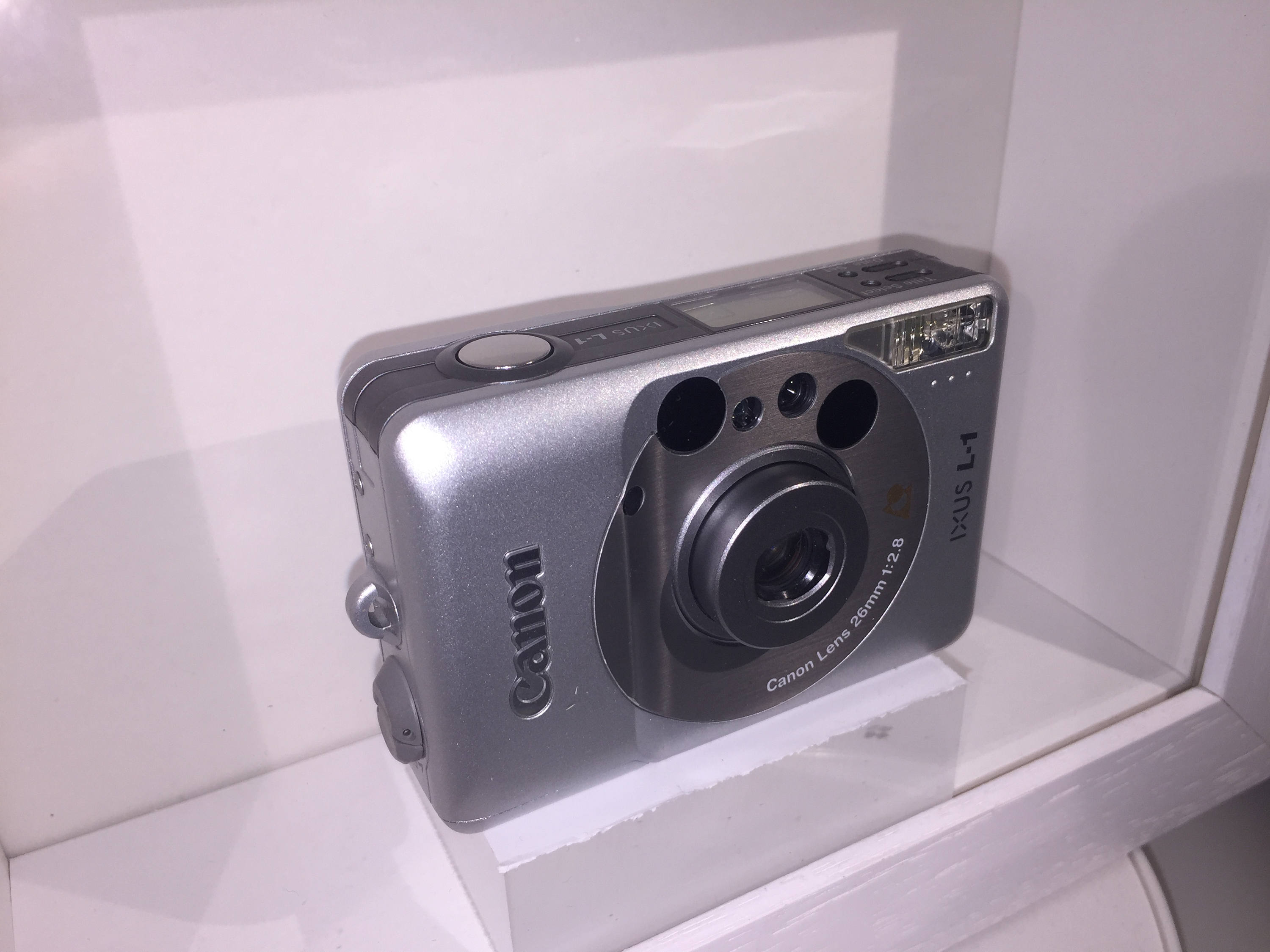 Canon Ixus L-1 Compact 'camera for Display' Wall or Shelf Art, With ...