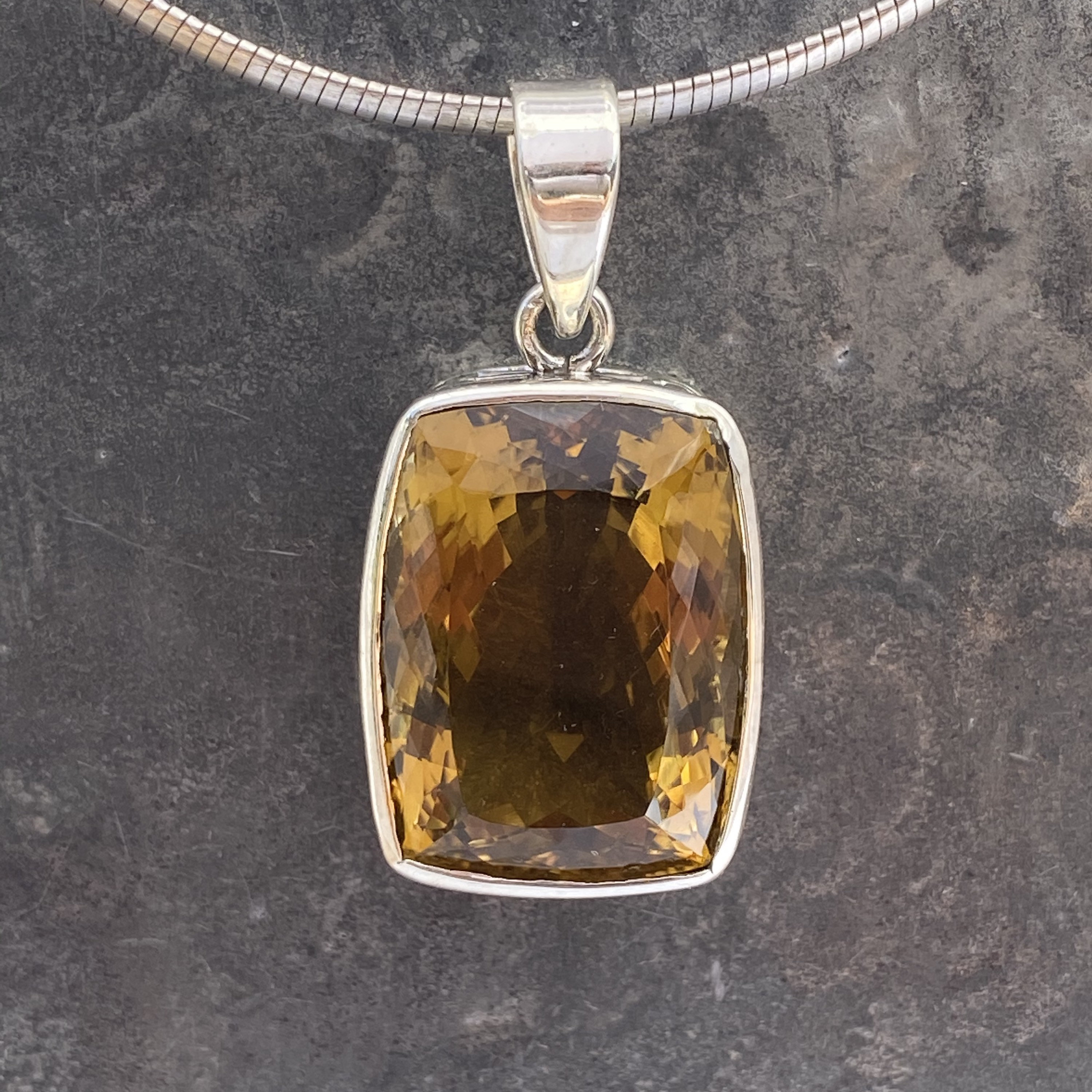 Champagne Quartz Pendant - Aaa Champagne Quartz Pendant - Filigree ...