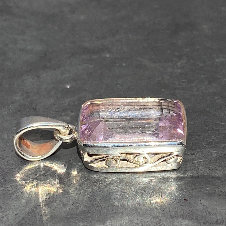 Kunzite Pendant / Kunzite Necklace / Faceted Kunzite Pendant / - Etsy