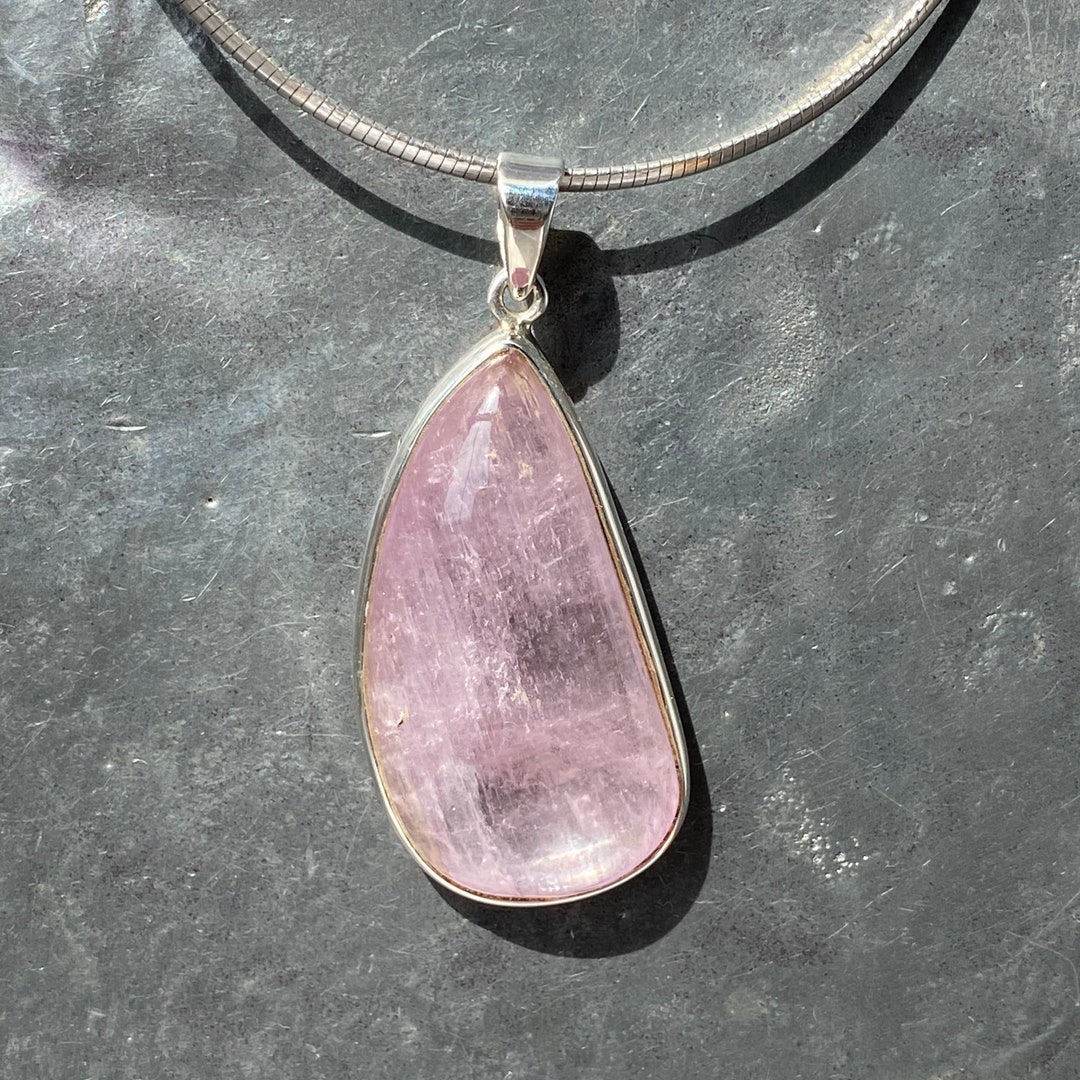 Kunzite Pendant - Cabochon Kunzite Pendant - Kunzite Necklace - Etsy