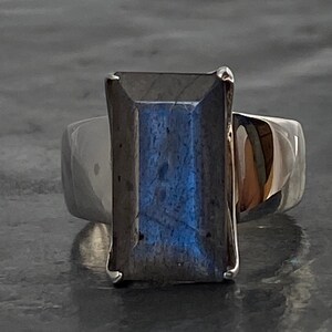 Labradorite Ring - Faceted Labradorite Ring Size U.K. N 1/2, US - 7, EU ...