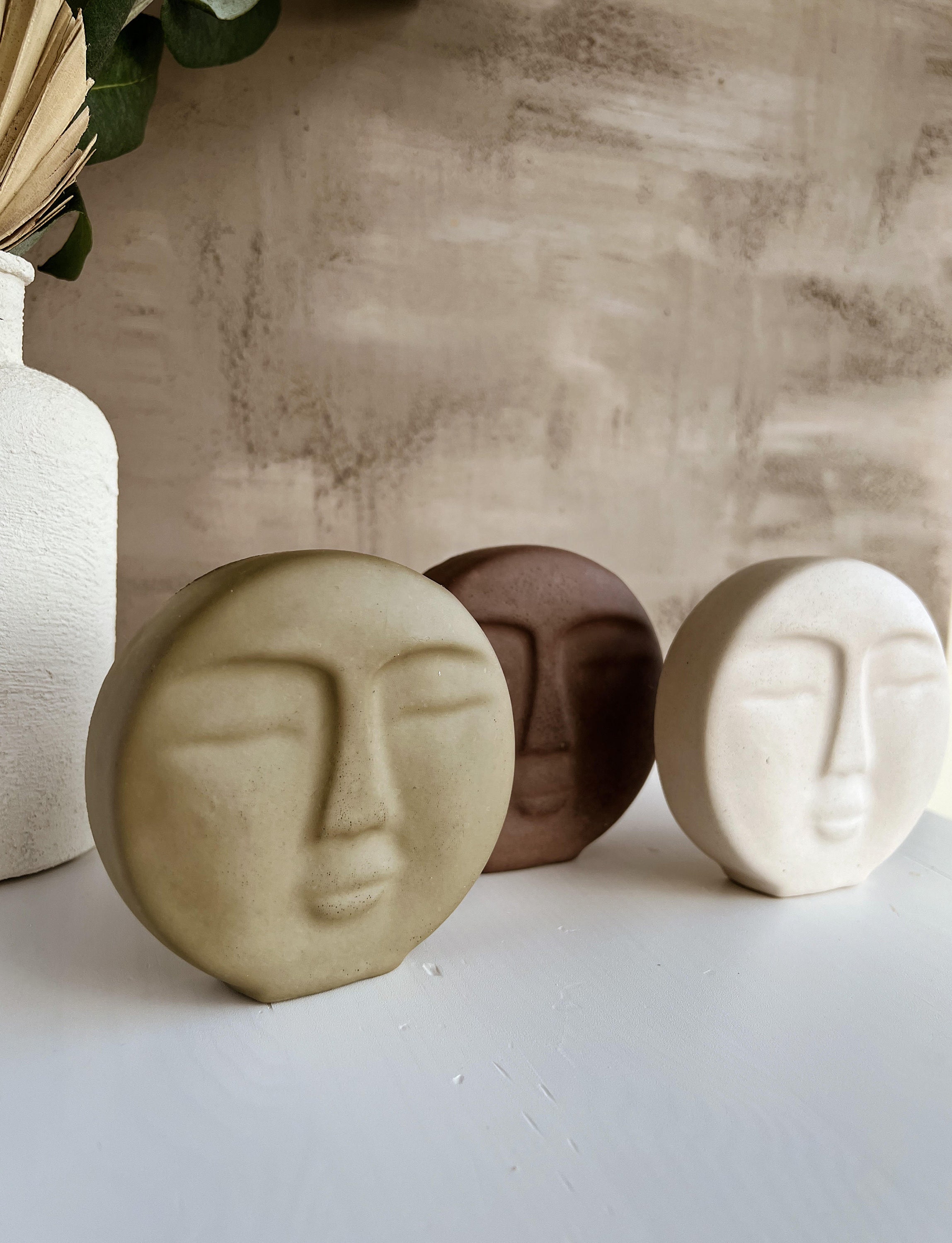Concrete Moon Decoration // Boho Home Decor // Moon Face Decor - Etsy