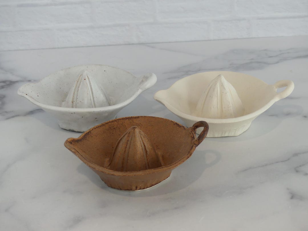 Handmade Ceramic Citrus Juicer - Pottery Handmade - Ceramic Lemon ...