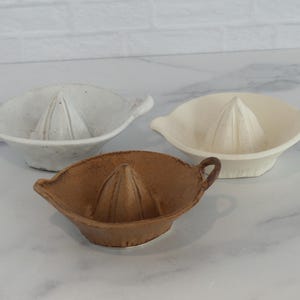 Handmade Ceramic Citrus Juicer: Pottery Lemon Reamer - Etsy