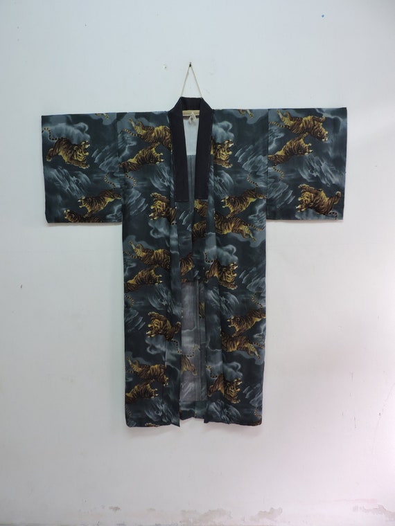 Japanese Mens Juban Inner Kimono Pattern of Tigers Cotton - Etsy