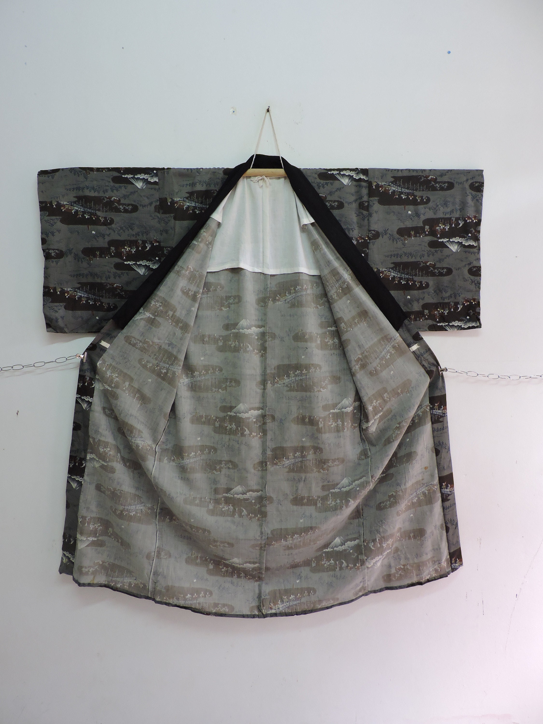 Japanese Mens Juban Inner Kimono Pattern of Japanese Traders - Etsy