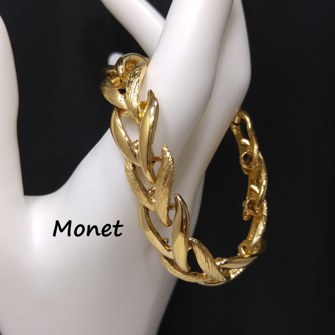 Monet Gold Plated Bracelet Textured & Smooth Links 1960s - Etsy