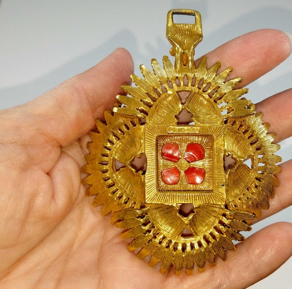 Castlecliff Aztec Kissing Indians Medallion Pendant, … - Gem