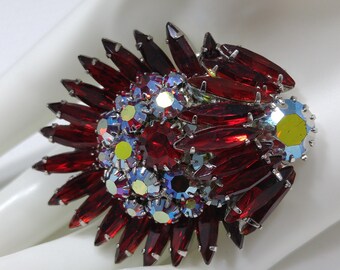 Red Vintage Brooch | Etsy