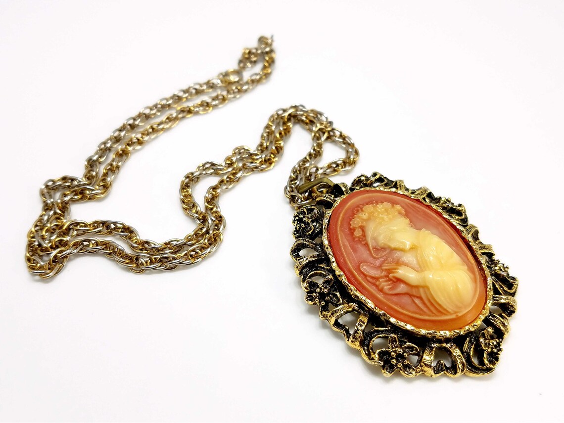 Victorian Style Cameo Pendant Necklace High Relief Resin Lady - Etsy