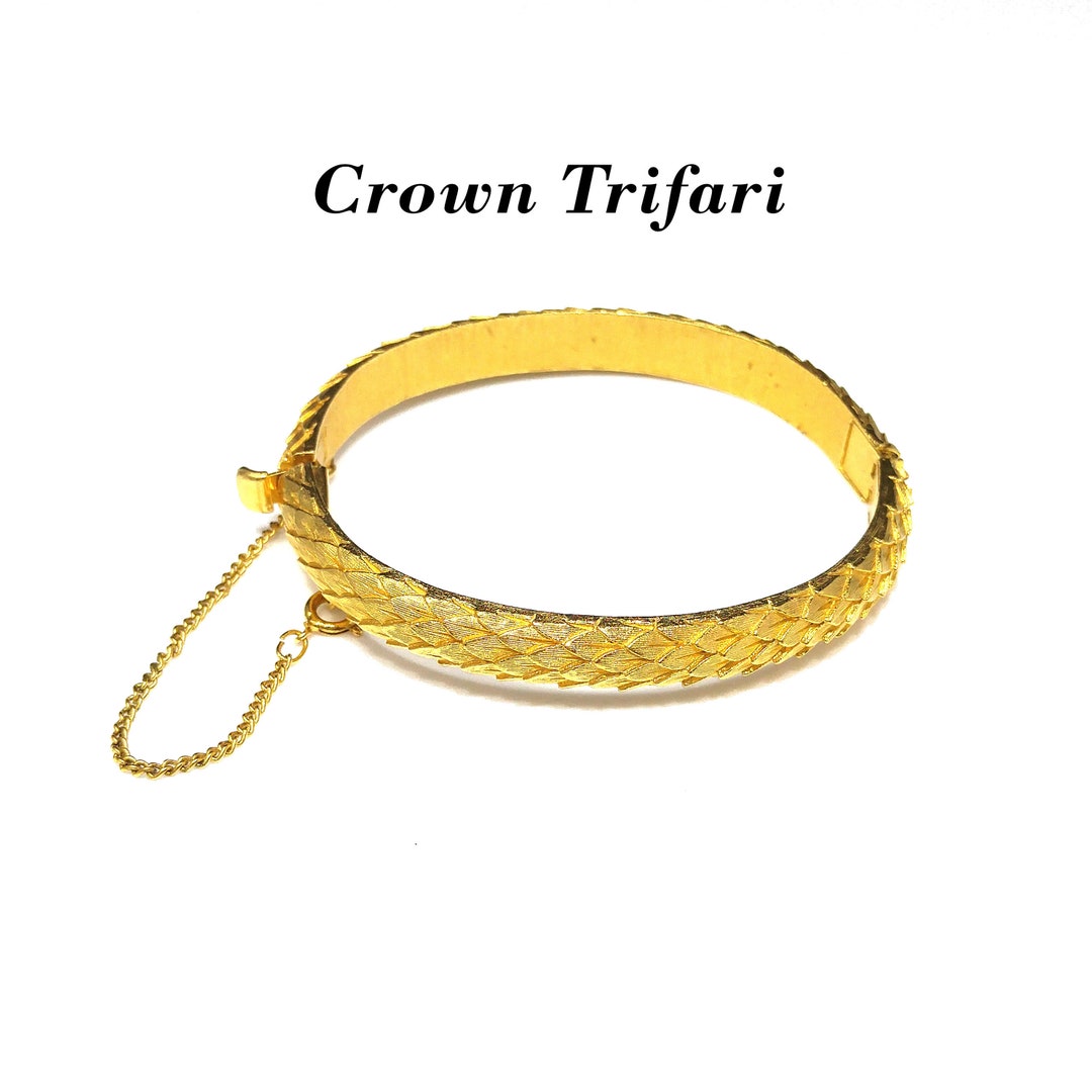 Crown Trifari Hinged Bangle Bracelet, Gold Plated, Safety Chain, 1960 ...