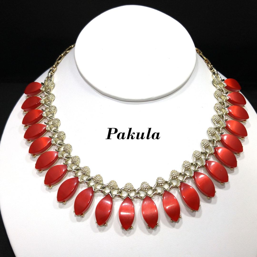 Pakula Red Moonglow Choker Necklace, Lucite Pendants, 1950s Vintage ...