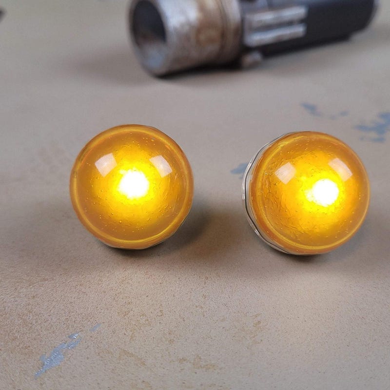 Reds for Eyes - Etsy