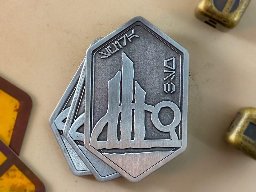 Silver Batuuan Spira Solid Metal | Metal Batuu Credit | Star Wars ...