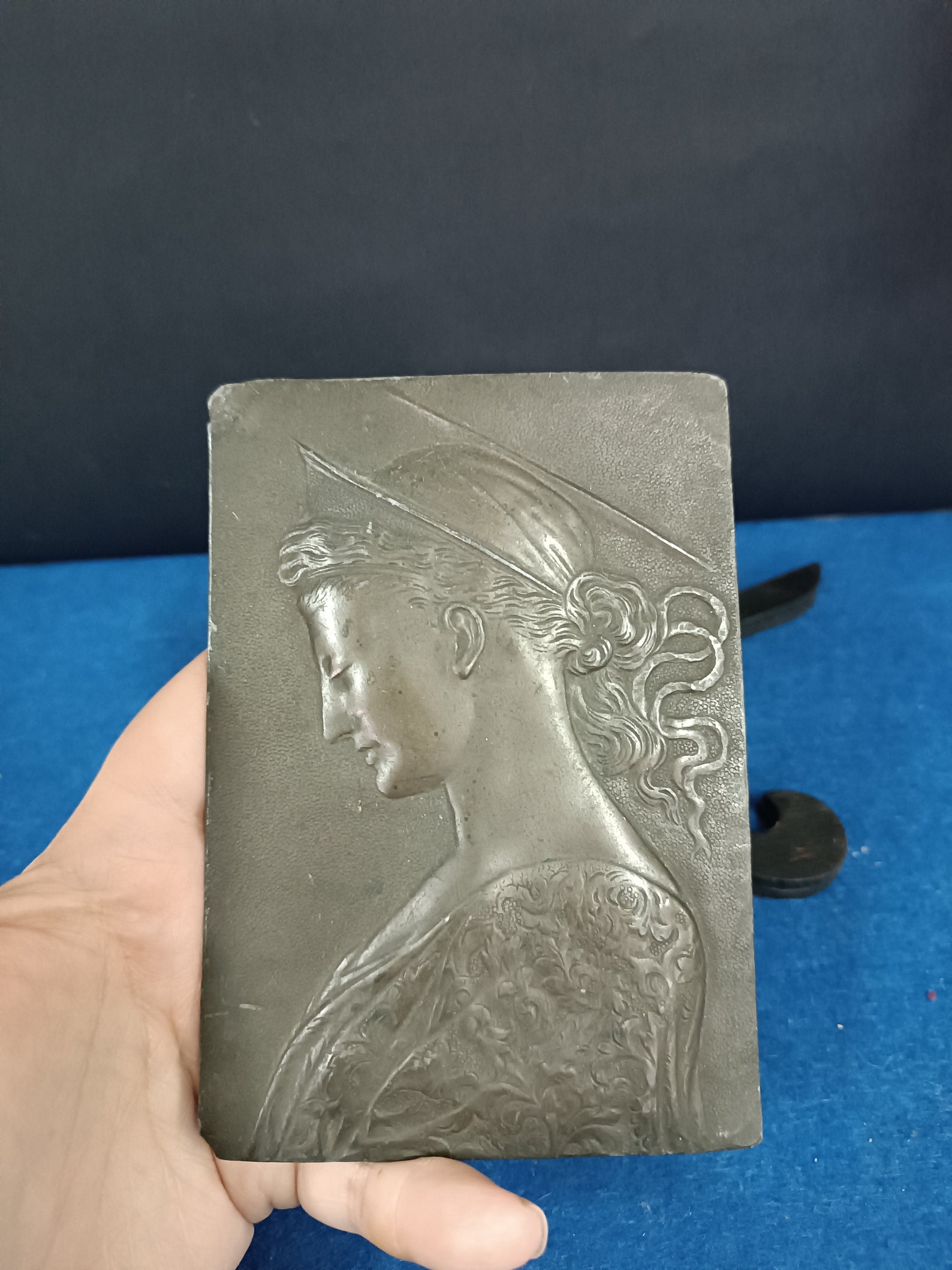 Antique Metal Art Nouveau Placque Contessina De Bardi as Artemisa by ...