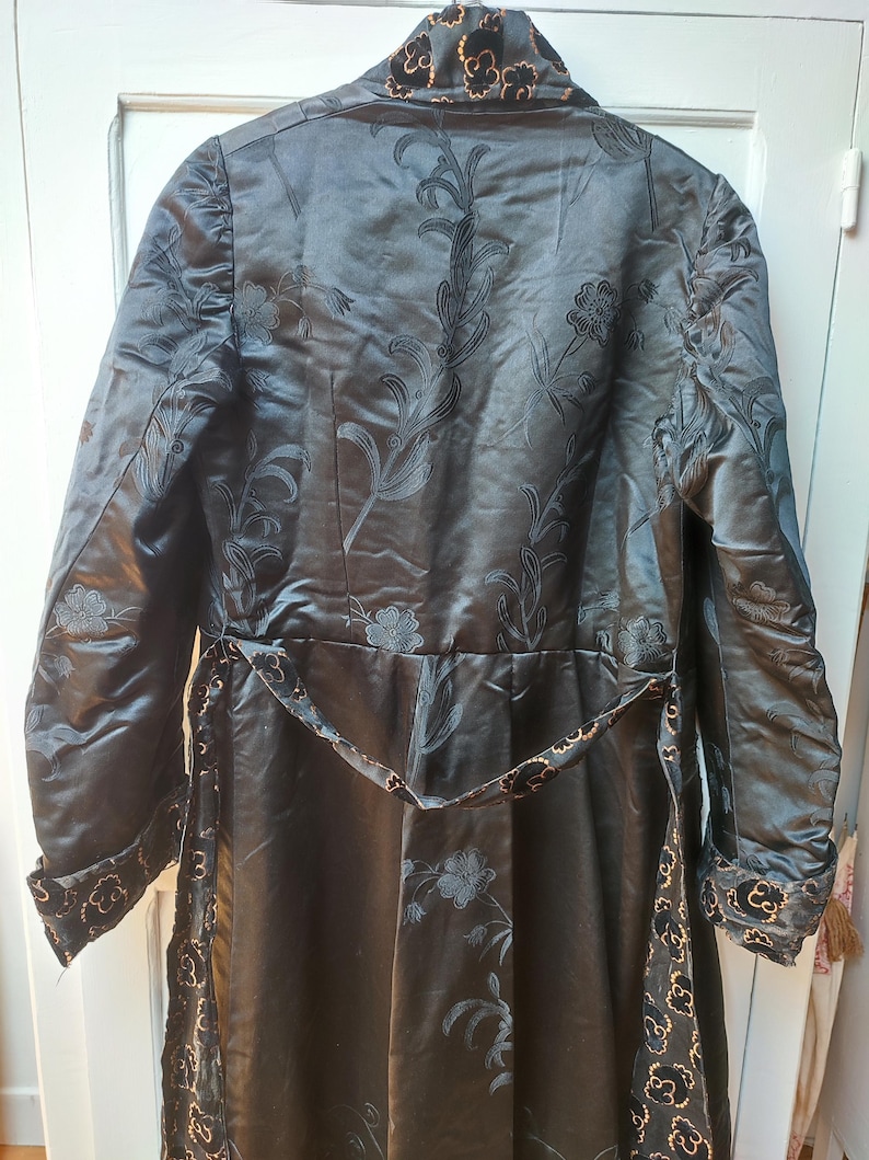 Art Deco Satin Robe With Floral Weaving and Quilting - Etsy