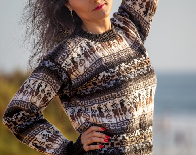 Unisex Handmade Alpaca Wool Sweater, Ecuadorian Indigenous Handcrafted ...
