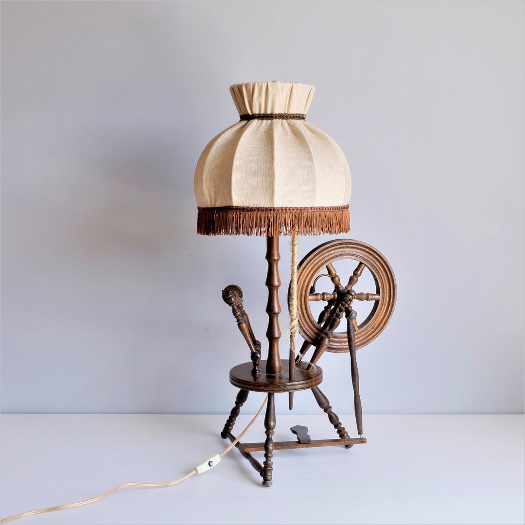 Spinning Wheel Lamp, Vintage Wood Table Lamp With Fringed Lampshade - Etsy
