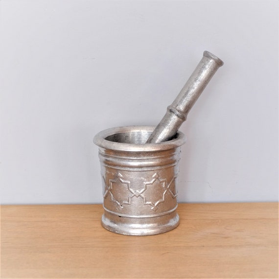 Metal Mortar and Pestle Vintage Kitchen Decor - Etsy