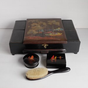 Large Vanity Box, Chinoiserie, Asian Vintage Jewelery Box With Mirror ...