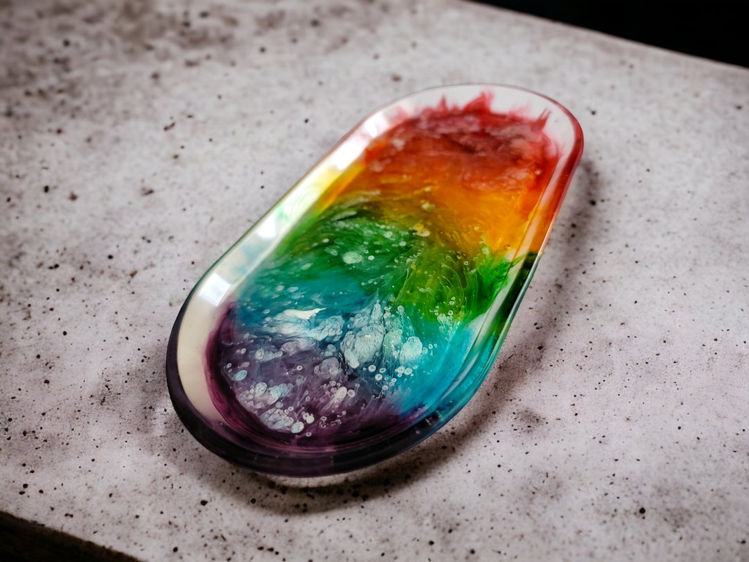 Personalized Rainbow Trinket Tray: Jewelry Dish, Rolling Tray - Etsy