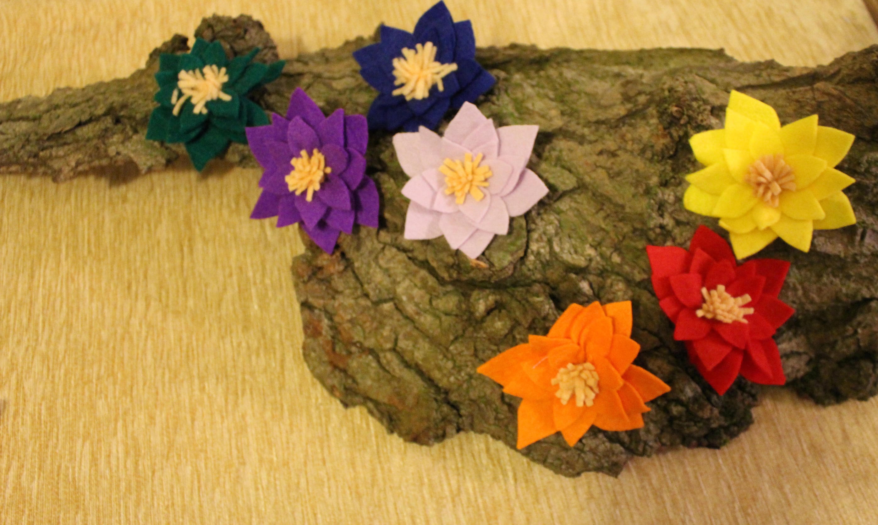 Set of Handmade Felt Lotus Flowers Brooches/pins in Chakra/rainbow ...
