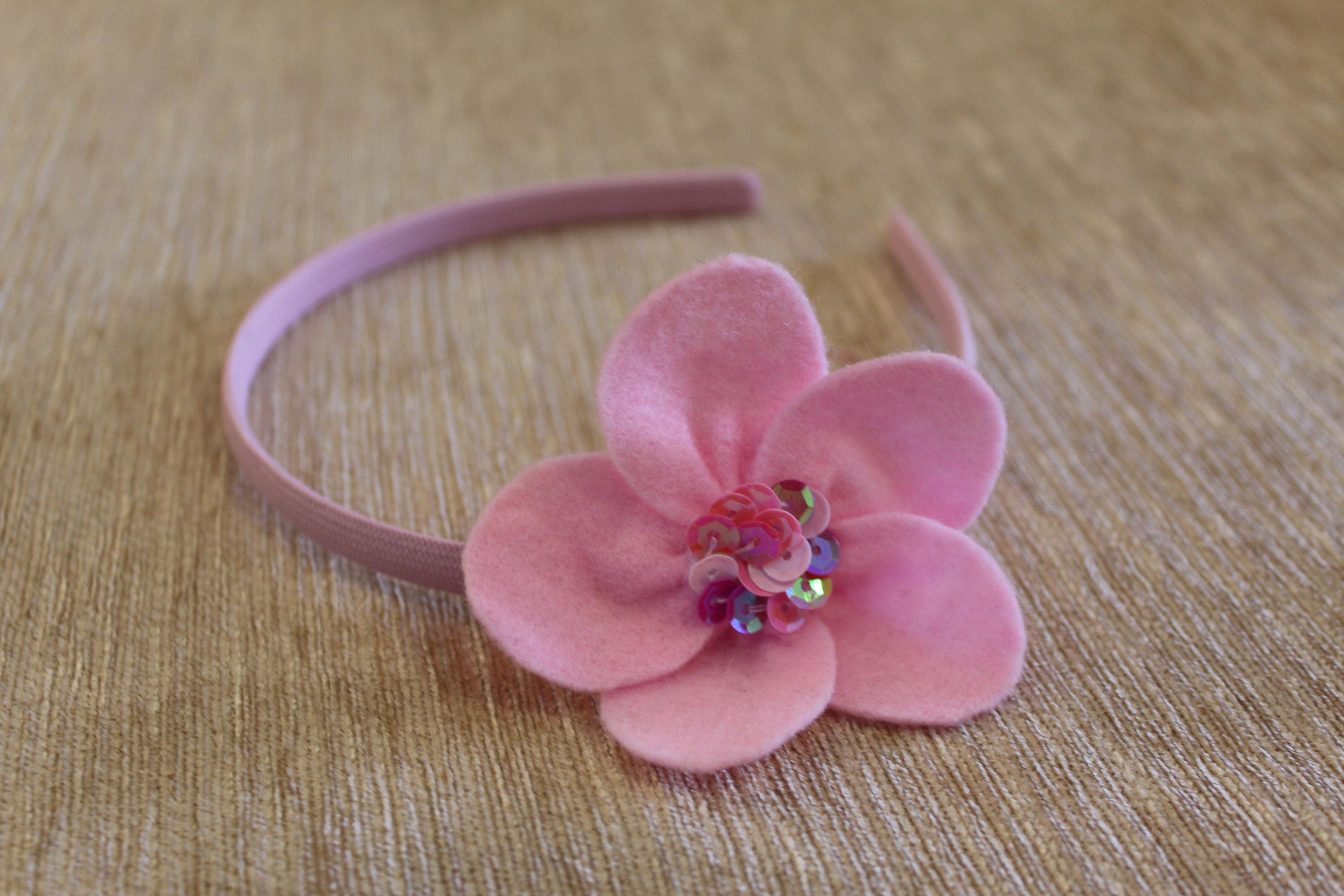 Handmade felt flower Alice bands - Etsy.de