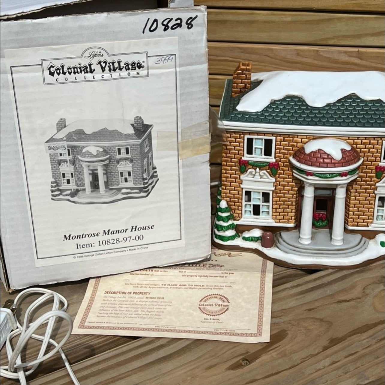 Lefton Colonial Village Montrose Manor House Figurine EUC - Etsy