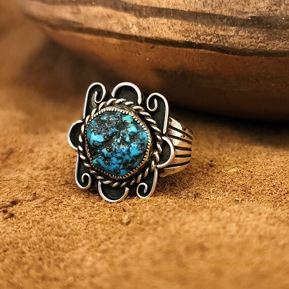 Vintage native american jewelry store